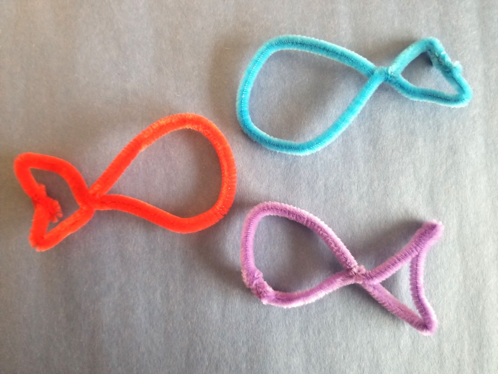 10 Super Fun (And Educational!) Pipe Cleaner Activities - Apollo After ...